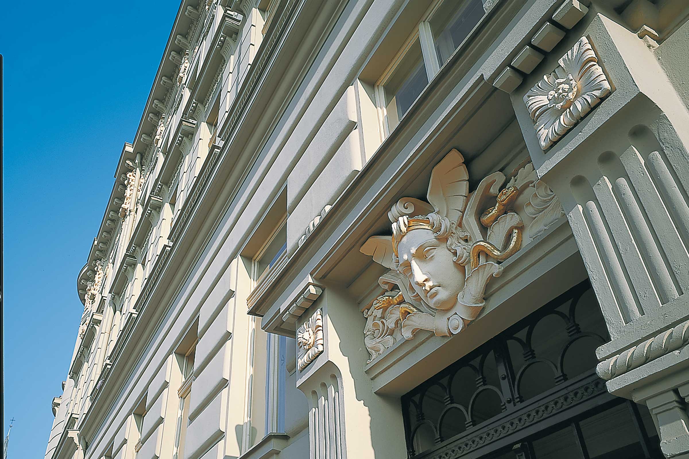 Fassadenfarbe – beste Auswahl und Qualität von Sto